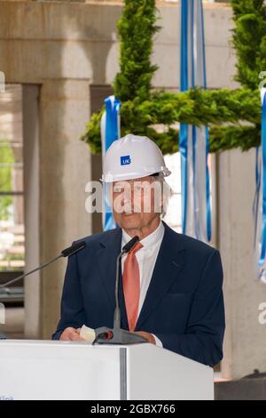 Prof. Hartwig Huland, Gründer der Martini-Klinik und Prof. Dr. Markus ...