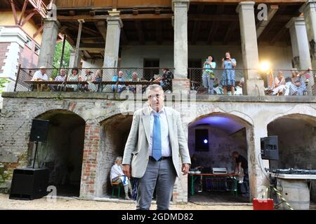 Der Schauspieler Alexander Schäfer, Sohn des Schauspielers Gerd E ...