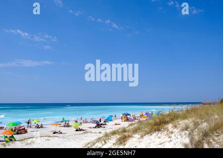 Strand mit Sonnenschirmen, Rosignano Spiaggia Solvey, Spiagge bianche ...