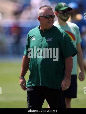 28. August 2021 - Hawaii Rainbow Warriors Quarterback Chevan Cordeiro ...