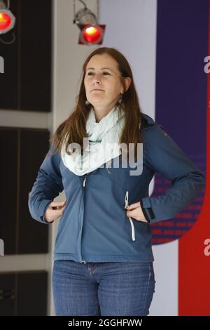 Janine Wissler bei der Städtetour der Partei die Linke zur ...