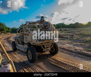 USA Air Force Airmen mit dem 475. Expeditionary Air Base Squadron (EABS ...