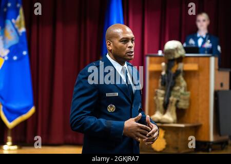 US-Brig. General Roy W. Collins, Leiter der Sicherheitskräfte ...