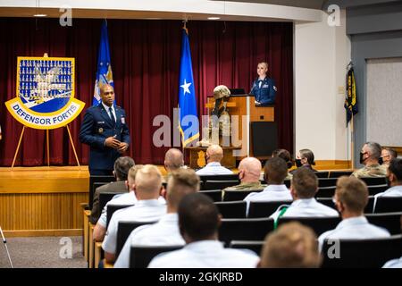 US-Brig. General Roy W. Collins, Leiter der Sicherheitskräfte ...