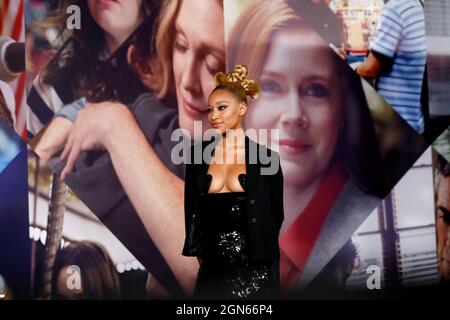 Darstellerin Amandla Stenberg nimmt an einer Premiere für den Film ...