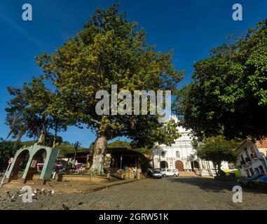 Angostura, Antioquia. Kolumbien - 26. September 2021. Eine Gemeinde von ...