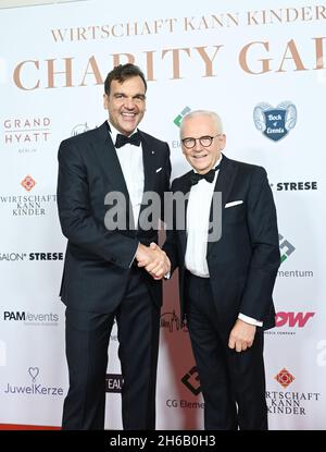 Wirtschaft kann Kinder Charity Gala 2023 Christoph Gröner, Günther ...