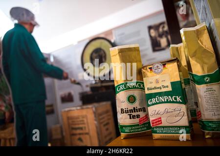 Leer, Deutschland. Mai 2021. Geschirr mit der traditionellen ...