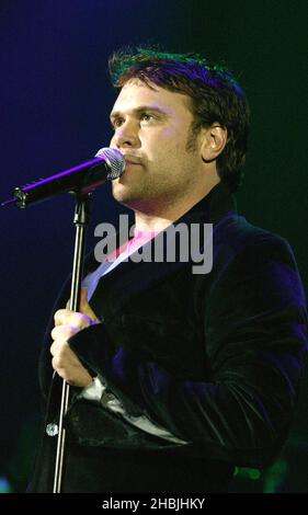 (NUR für den Verkauf in Großbritannien) Daniel Bedingfield spielt ...