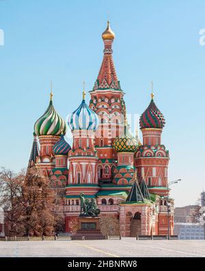 Der Rote Platz ist der älteste Platz in Moskau und befindet sich im ...