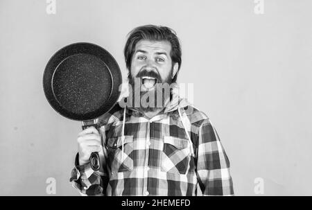 Für Sie. Reifen Koch in karierten Hemd. Bereiten Mahlzeit Essen zu ...