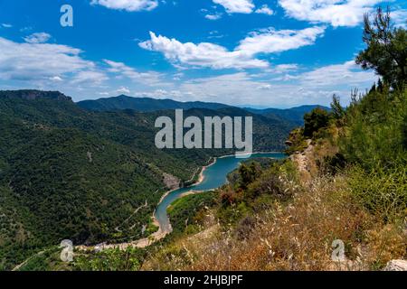 Das Clifftop Dorf Siurana, in der Gemeinde Cornudella de Montsant in ...