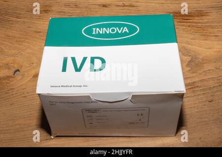 Innova Lateral Flow Rapid Antigen Test Kit, Box, IVD Stockfotografie ...