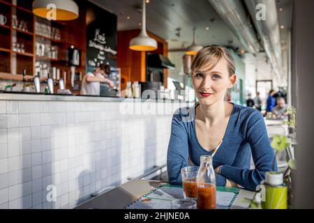 Wien, Österreich. 27th Januar 2022. Die Schauspielerin Theresa Riess ...