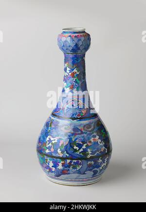 Birnenförmige Flaschenvase mit Lotusrollen in Tafeln, anonym, ca. 1680 ...