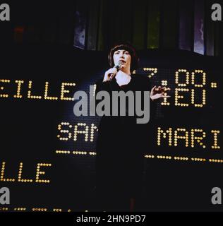 Hitparade, ZDF Musiksendung, Auftritt der französischen Sängerin ...