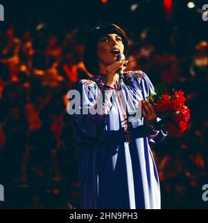 Hitparade, ZDF Musiksendung, Auftritt der französischen Sängerin ...