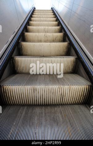 Moderne Luxus-Rolltreppen mit Treppentreppe Rolltreppe in Community ...