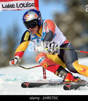 Erik Guay aus Kanada startet am Mittwoch, den 27. November 2013, beim ...