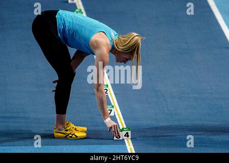 APELDOORN, NIEDERLANDE - 27. FEBRUAR: Anouk Vetter, Nadine Visser ...
