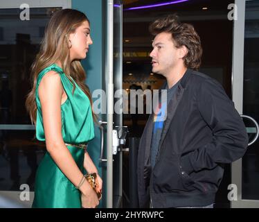 Sistine Stallone und Emile Hirsch bei der „Midnight in the switchgrass ...