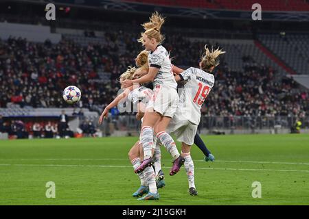 Maximiliane Rall (Bayern), Lea Schueller (Bayern), 1. FC Köln - FC ...