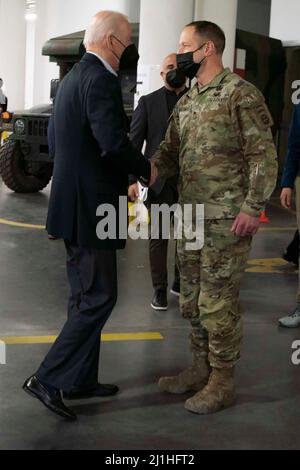 US Army Brig. General Joseph E. Hilbert, kommandierender General, 7 ...