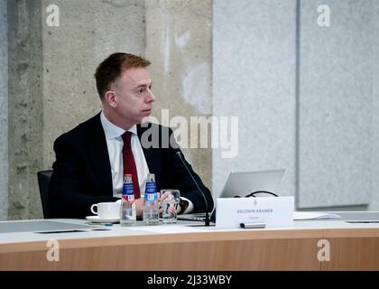 DEN HAAG -2022-04-05 16:27:12 Baldwin Kramer (Deloitte), Yolanda van ...