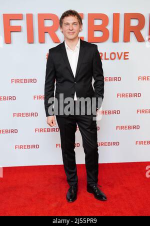 Peeter Rebane nimmt an der britischen Premiere von Firebird im Ham Yard ...