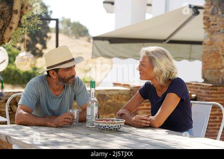 UNTER SPANISCHEM HIMMEL (aka VOR EL FINA), von links: Philippe ...