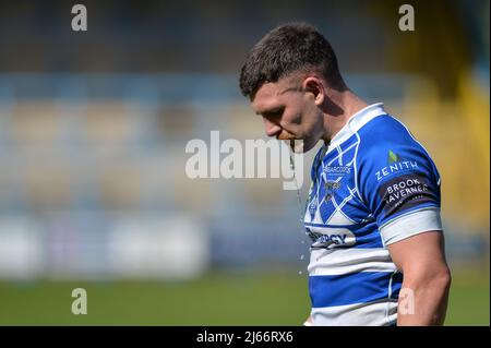 Halifax, England -24.. April 2022 - Tee Ritson von Barrow Raiders ...