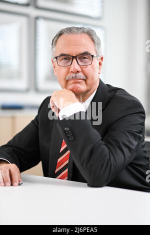 25. April 2022, Bayern, München: Prof. Dr. Markus Lerch, Ärztlicher ...