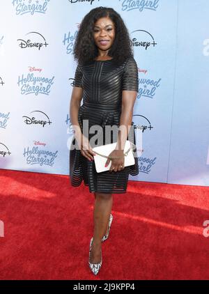 Nija Okoro kommt zu Disneys HOLLYWOOD STARGIRL Premiere, die am Montag ...