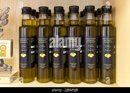 Italien Venetien Cooperativa Malga Monte Asolone - La Malga - Loc. Val ...