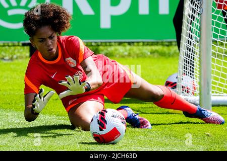 ZEIST, NIEDERLANDE - 13. JUNI: Jacintha Weimar aus den Niederlanden und ...