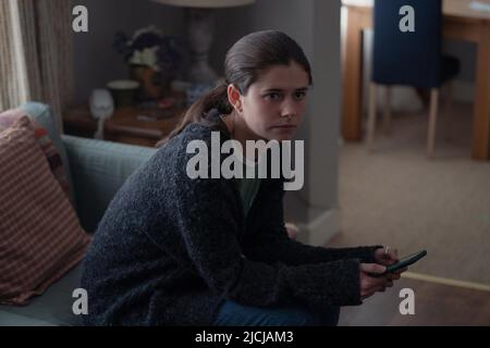 GESPRÄCHE MIT FREUNDEN, Alison Oliver, (Staffel I, ep. 102 ...