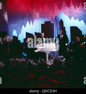 Bananas, ARD Musik und Comedy Show, 1984, mit der Haindling Band, Bild ...