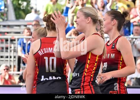 Die belgische ine Joris, die belgische Laure Resimont, die belgische Julie Vanloo und die ...