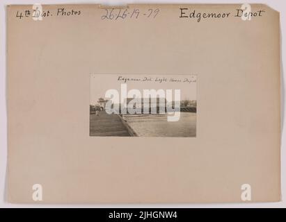 DE - EDGEMOOR-Depot. Edgemoor Lighthouse Depot, Delaware. Blick entlang ...