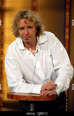 Der Deutsche Fernsehmoderator Und Showmaster Frank Elstner, 1990er ...