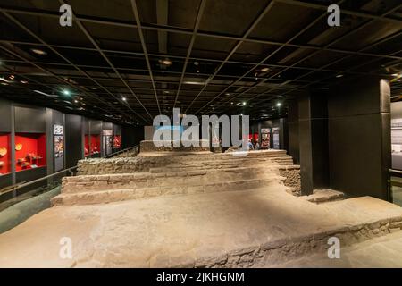 Mexiko-Stadt, Mexiko Juni 5 2022 sinkende Calmekac-Pyramide unter dem ...