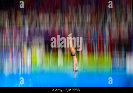 Der malaysische Bertrand Rhodict Anak Lises in Aktion beim Men’s 10m ...