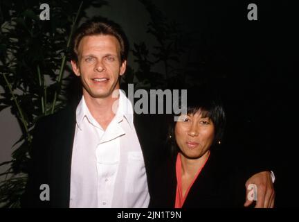 Marc Singer und Haunani Minn um die 1980er Jahre Credit: Ralph ...