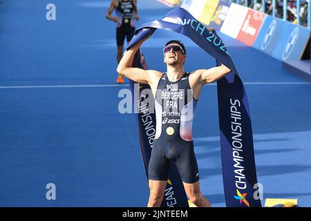 Leo Bergere (Frankreich, Goldmedaille), Simon Westermann (Schweiz ...
