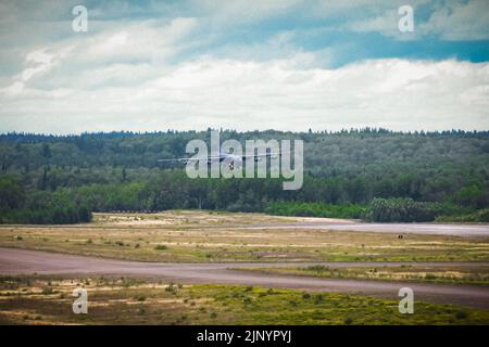 Das Loring Commerce Center heißt einen alten Freund am 11.. Juli 2022 ...