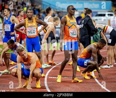 MUNCHEN - Jochem Dobber, Ramsey Angela, Liemarvin Bonevacia und Isayah ...
