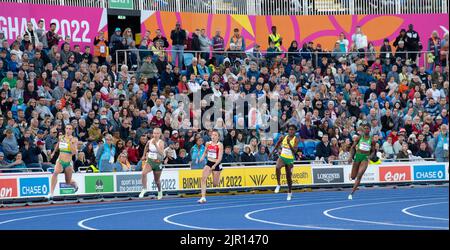 Jacinta Beecher, Abi Galpin, Hannah Brier, Natalliah Whyte und ...