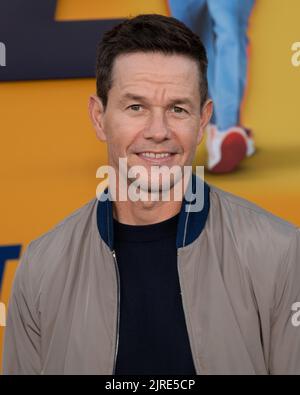 1. August 2022 - Los Angeles, Kalifornien - Logan Lerman, Masi Oka ...