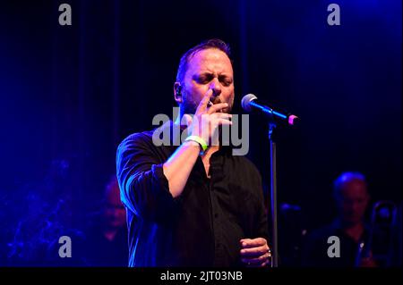 Kai Niemann mit seiner Band '108 Fahrenheit' beim 28. Altstadtfest auf ...