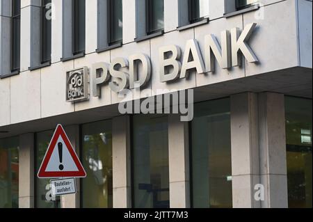 Köln, Deutschland. 01. September 2022. Schriftzug und Logo der PSD Bank ...